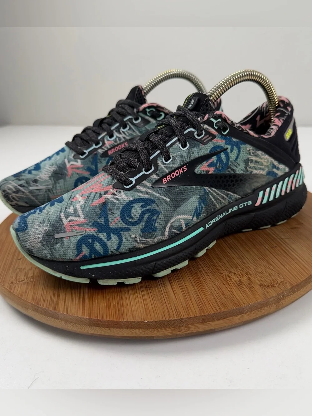 Brooks | Shoes | Brooks Womens Adrenaline Gts 22 Floralpattern Running ...